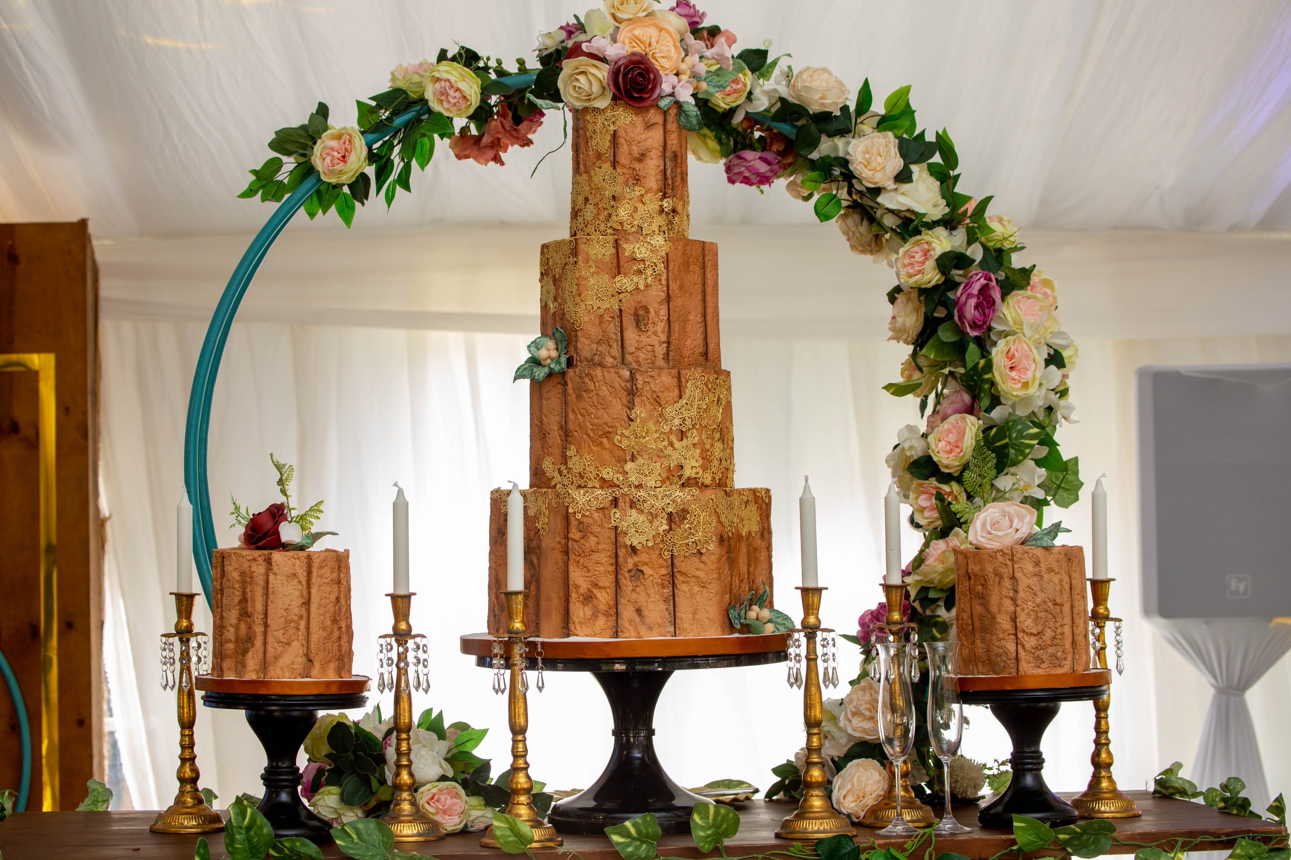 LUXURY CAKE SCAPES – Sarah's Cakes